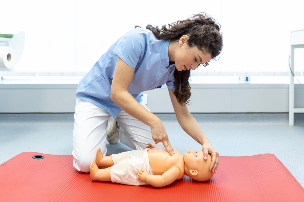 Comparing CPR Methods for Infants, Children, and Adults